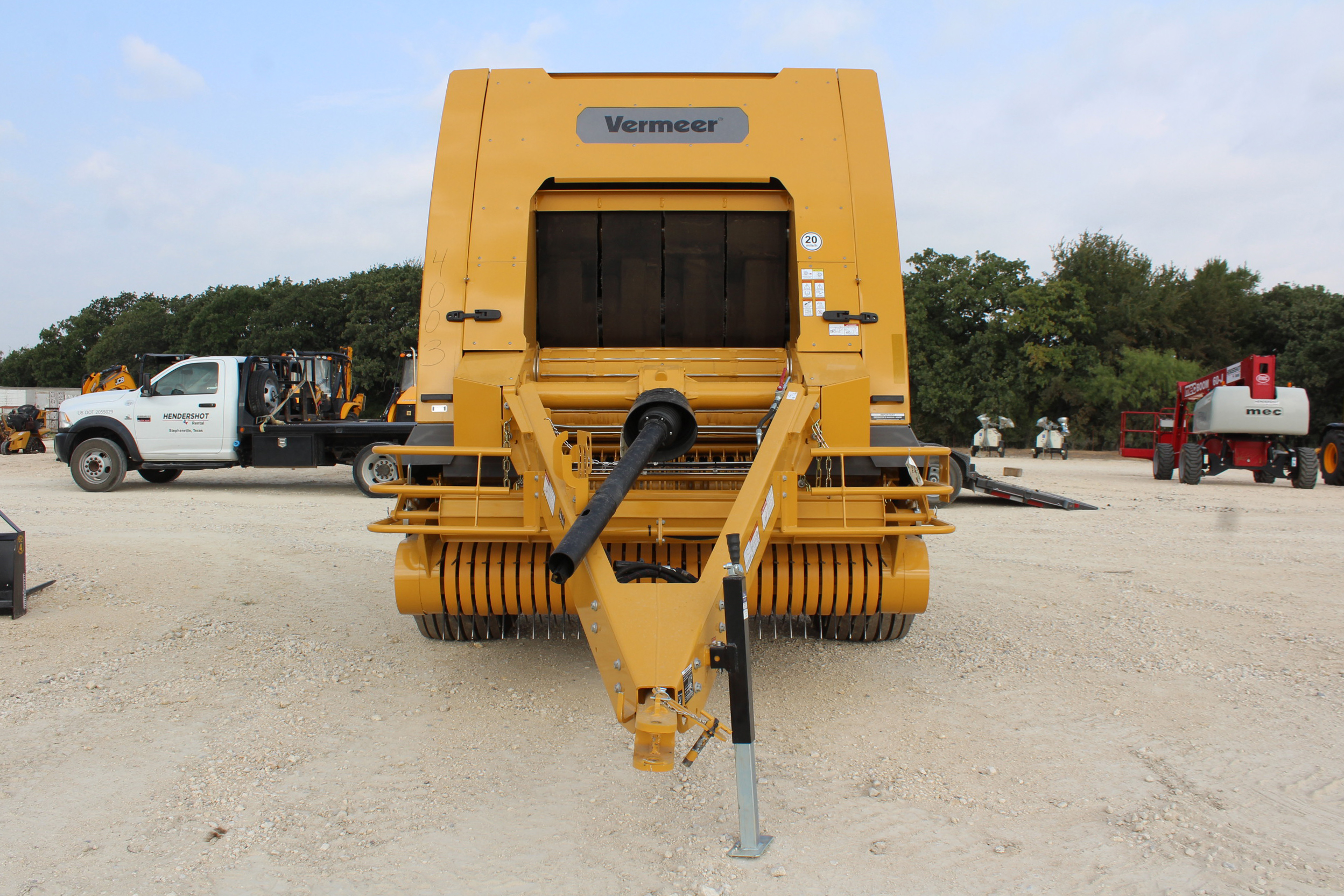Vermeer 604 PRO G3 Round Baler - Equipment Listings - Hendershot Equipment