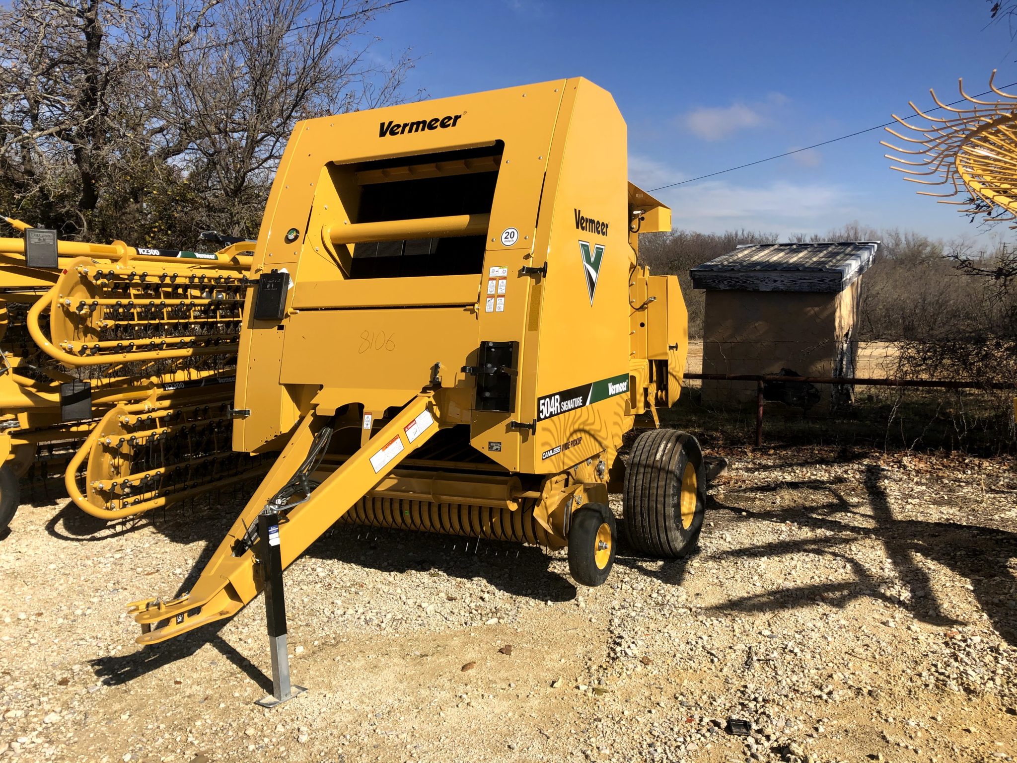 Vermeer 504R Signature Round Baler - Equipment Listings - Hendershot ...