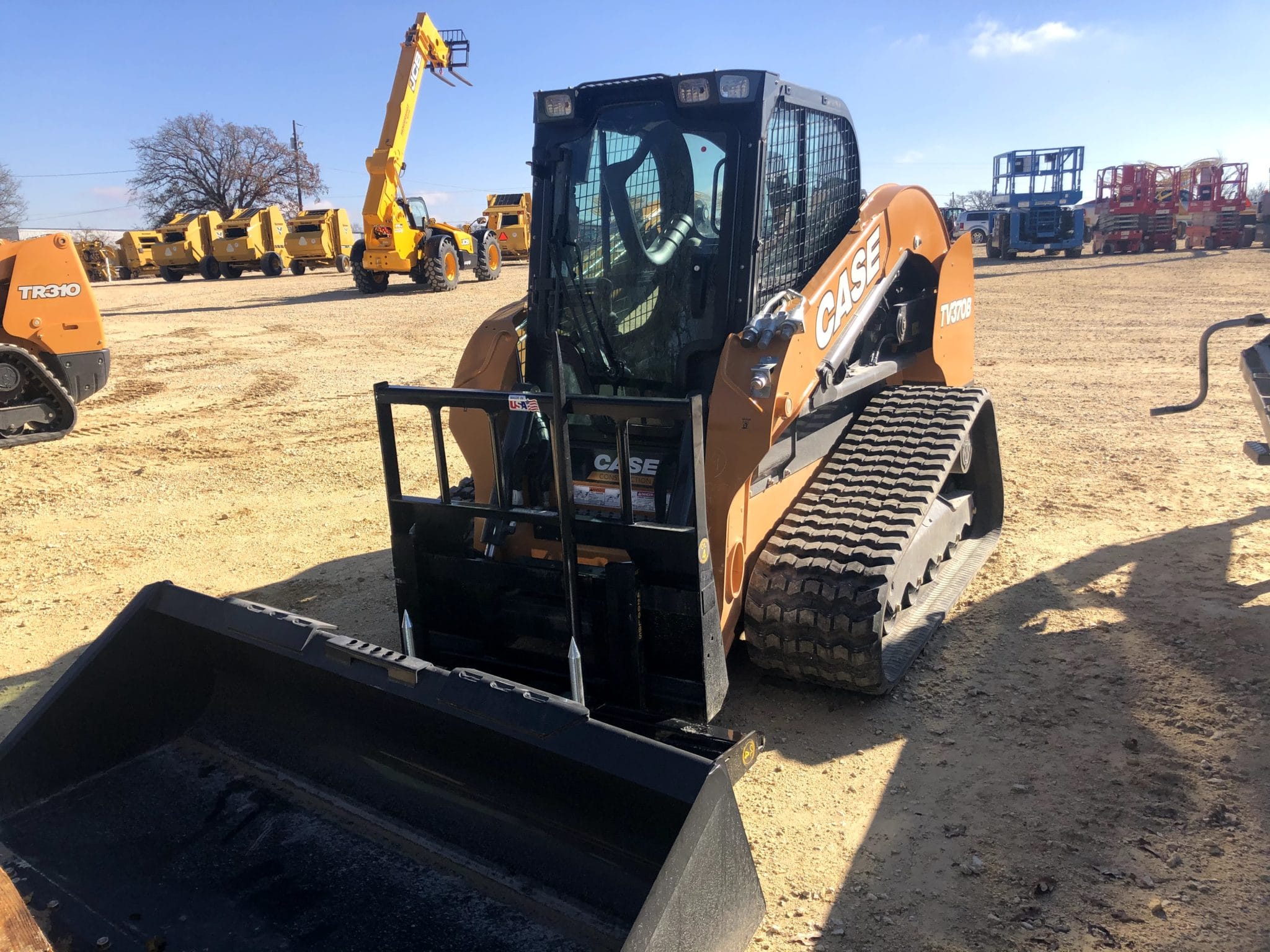 CASE CE TV370B Compact Track Loader - Equipment Listings - Hendershot ...